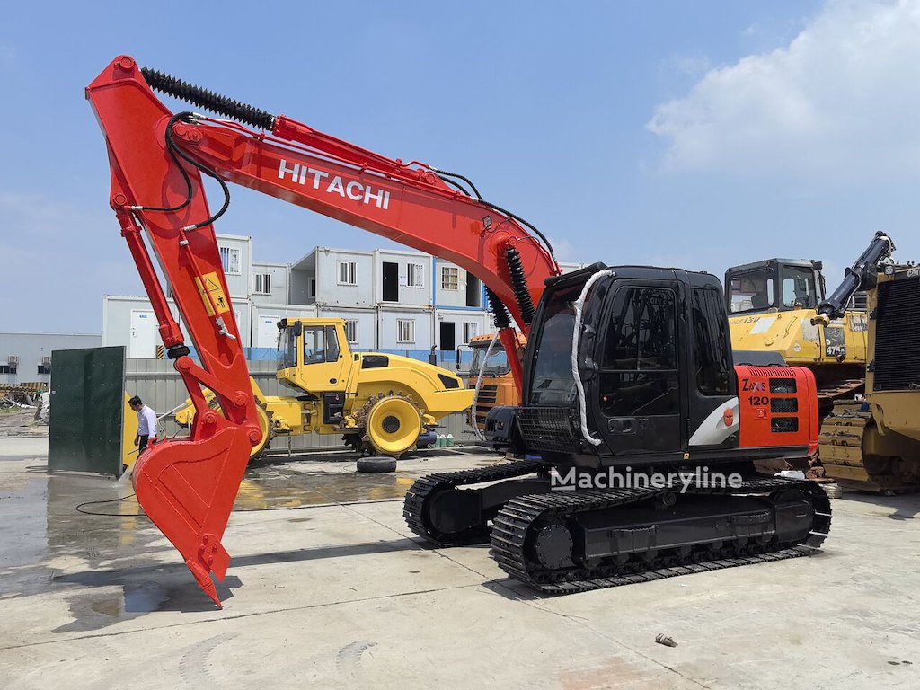 Hitachi ZX120 bager guseničar