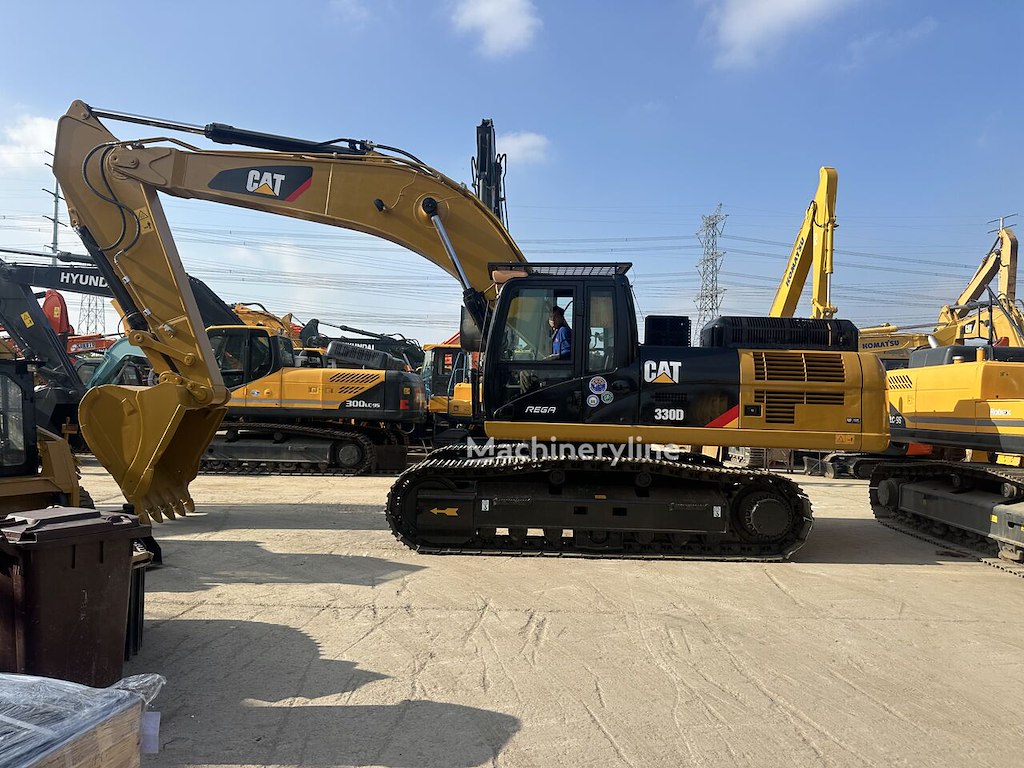Caterpillar 330D bager guseničar