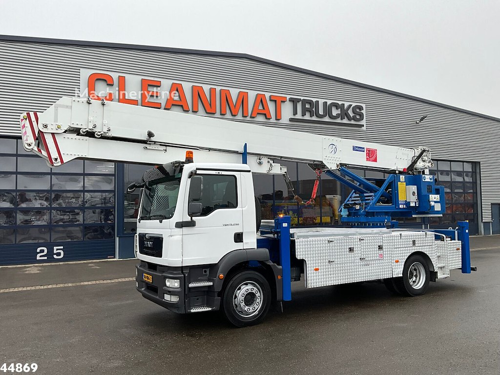 MAN TGM 15.290 Klaas 35 meter Dachdecker Kran autodizalica