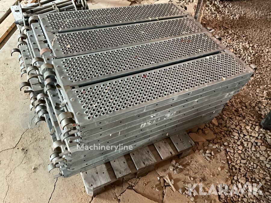 Prodaje se Komplett Byggnadsställning Plettac skele na aukciji