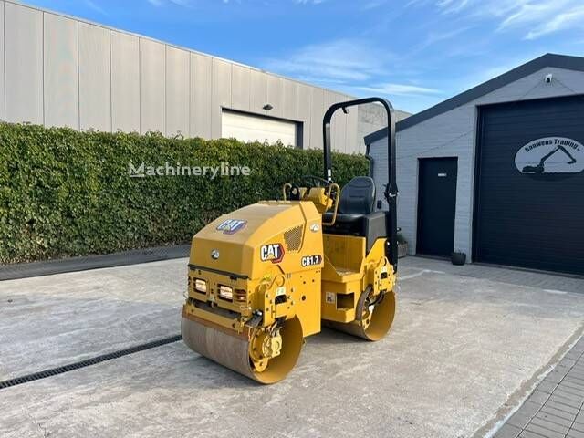 Caterpillar CB 1.7 mali valjak