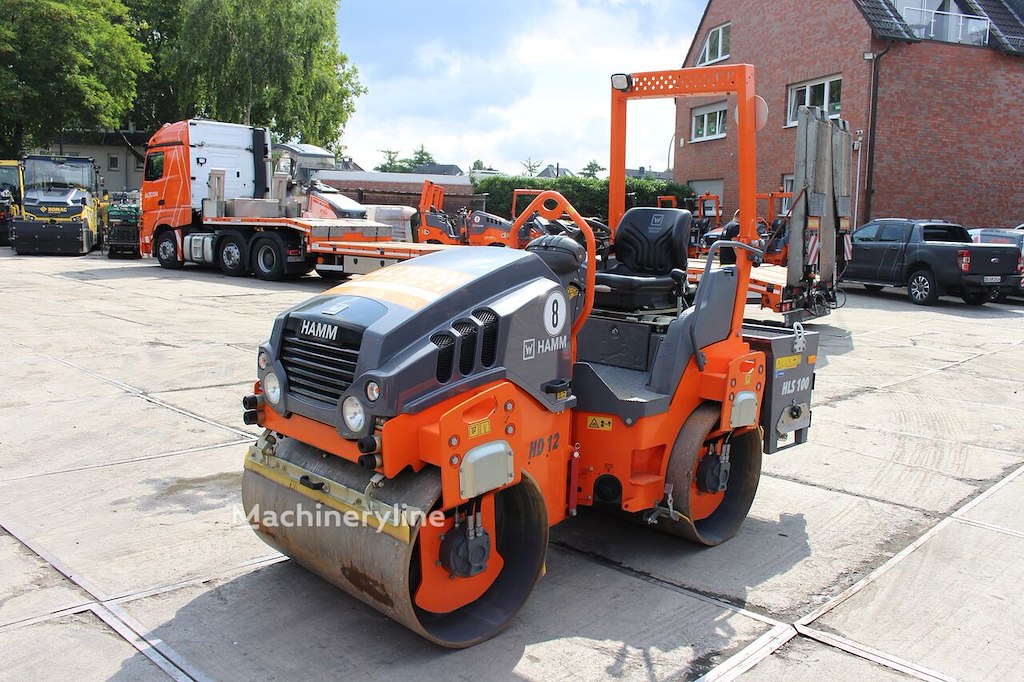 Hamm HD 12 VV mali valjak