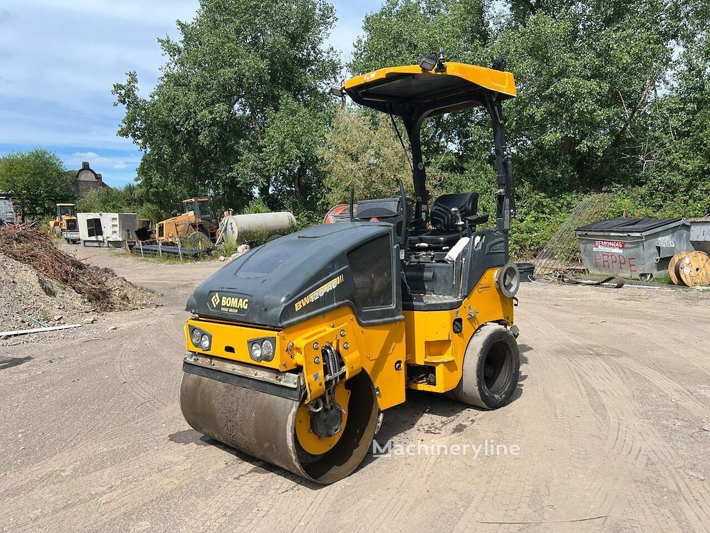 Prodaje se BOMAG BW120 AC-5 mali valjak na aukciji