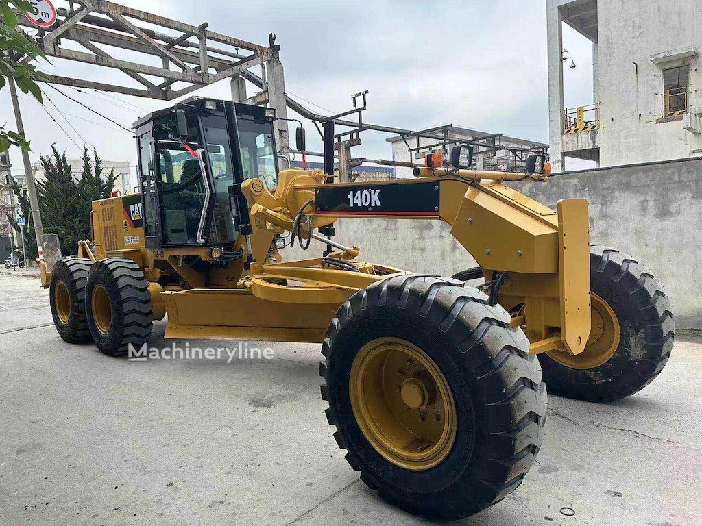 Caterpillar 140K grejder