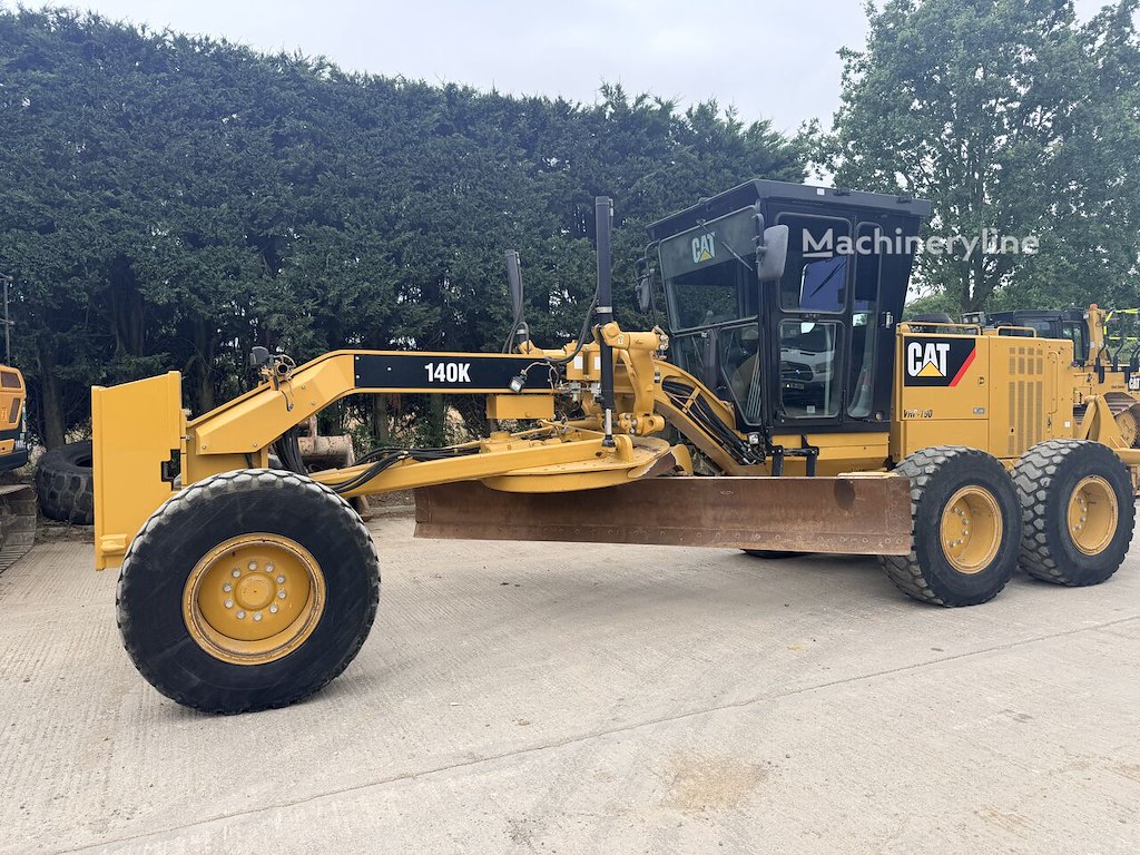 Caterpillar 140K grejder