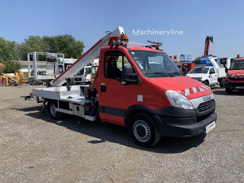 IVECO Daily auto dizalica s korpom