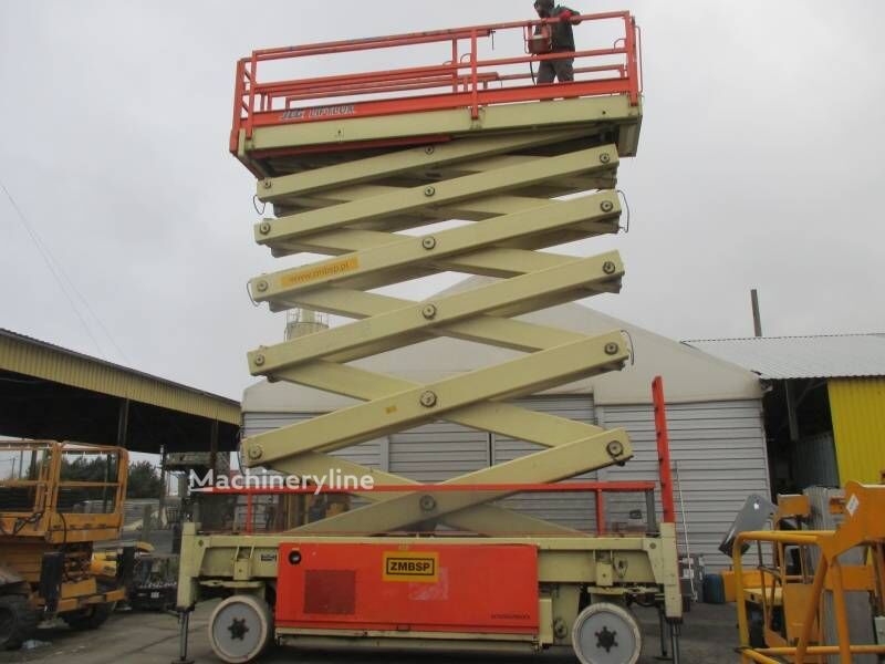 JLG Liftlux 245-12 makazasta platforma