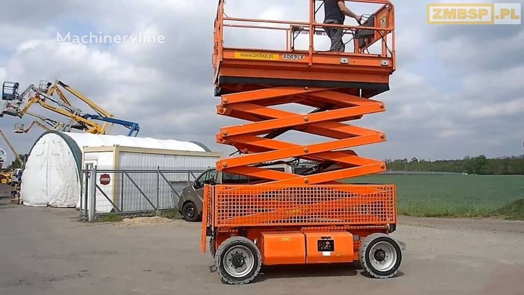 JLG 4069 LE makazasta platforma