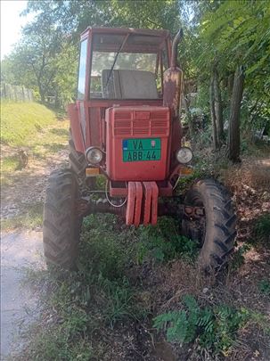 Traktor T40
