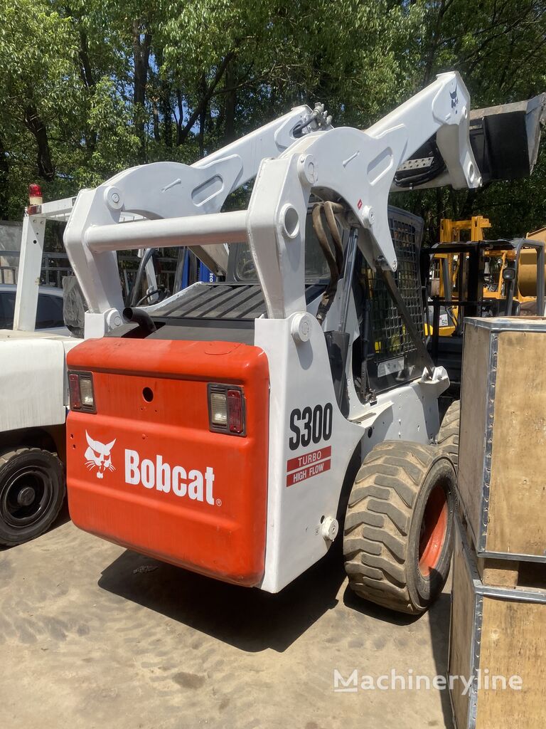 Bobcat S300 mini utovarivač