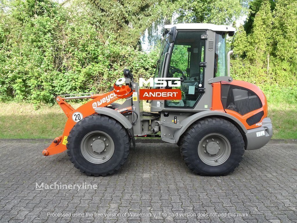Novi Weycor ATLAS AR 420 multifunkcionalni utovarivač