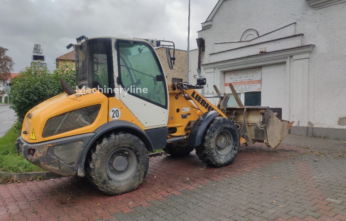 Liebherr L 508 C prednji utovarivač