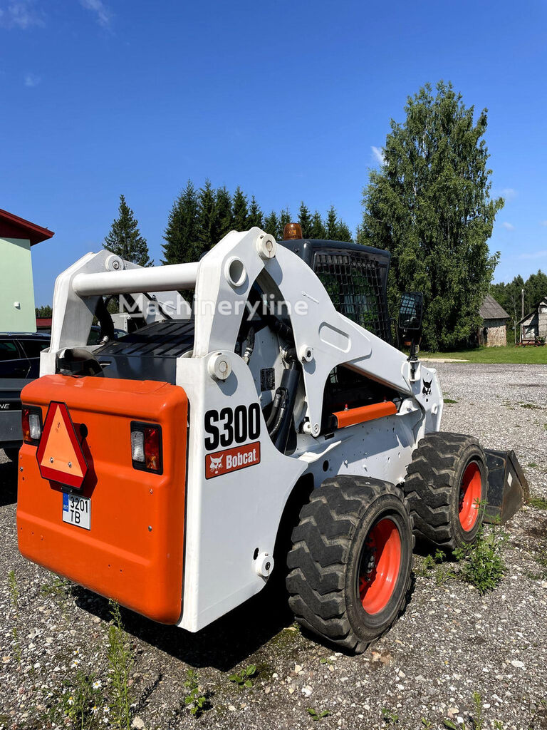 Bobcat S300 LIKE NEW mini utovarivač