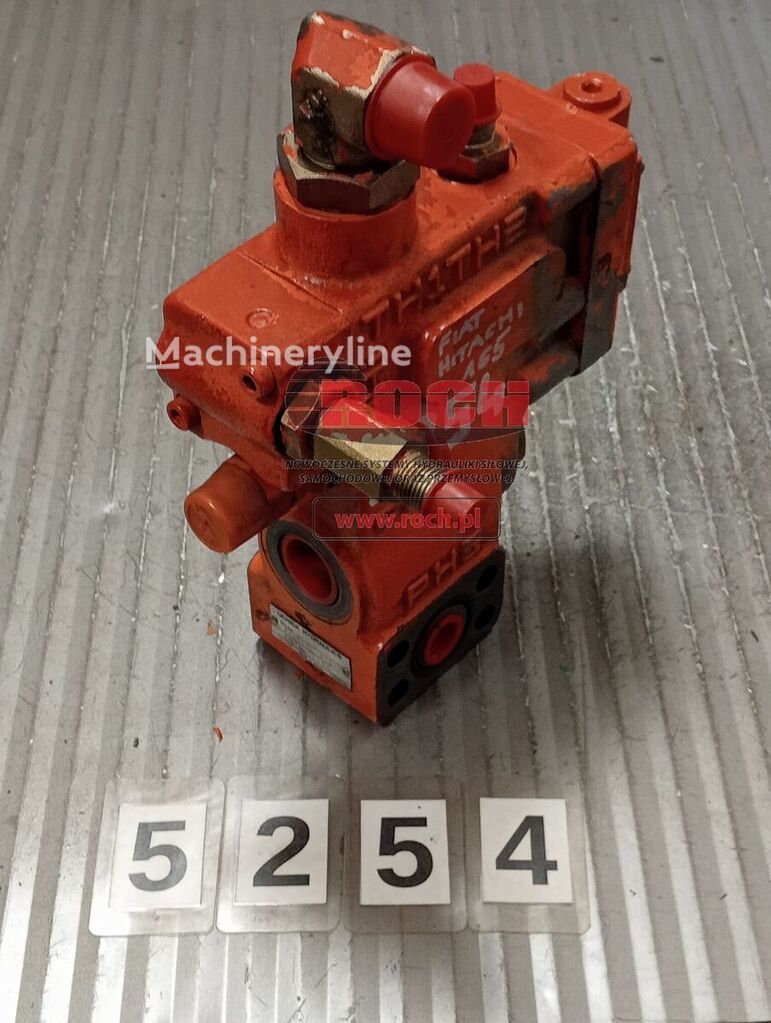 Uchida RDHB20L-855-0 hidraulični razvodnik za Fiat-Hitachi 165 bagera