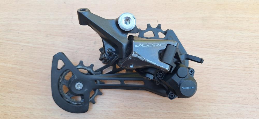 Zadnji menjač Shimano Deore RD-M6100 br.2