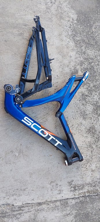 Scott intoxica carbon 26 točak
