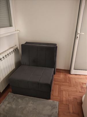 Fotelja Nekorišćena