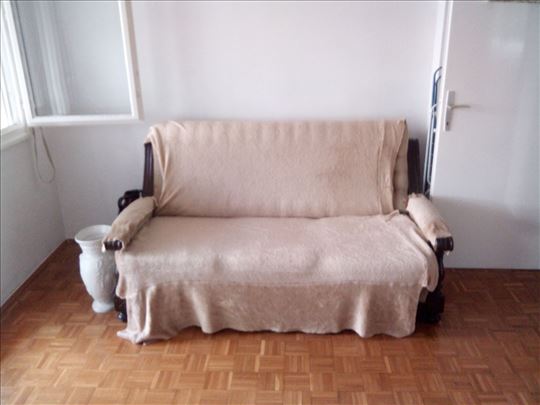 Velik trosed+dvosed+fotelja+stolica puno drvo