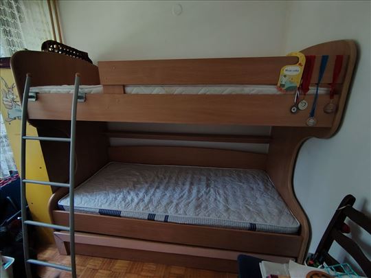 Krevet na sprat