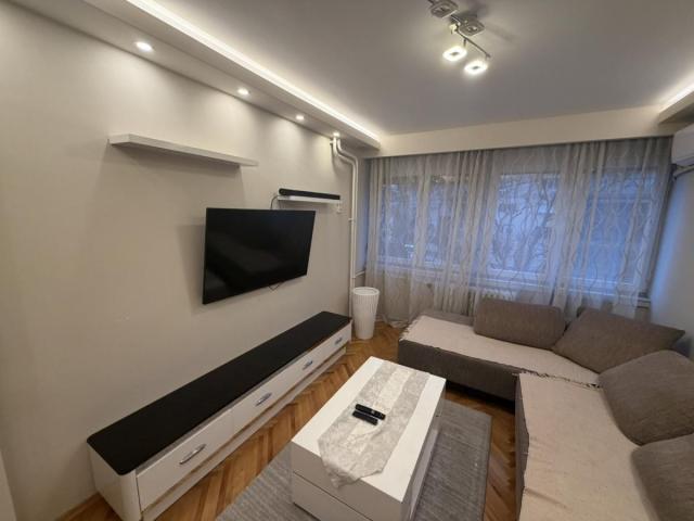 Dvoiposoban stan u centru grada