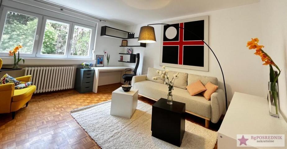 Zemun, Donji grad, Vrtlarska, 48m2