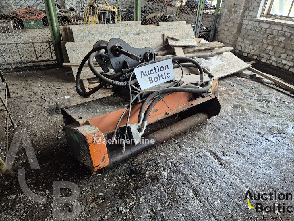 Prodaje se Ferri R150D malčer za bager na aukciji