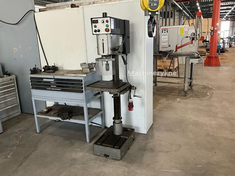 Prodaje se VS IMM VS-25ST stolna bušilica na aukciji