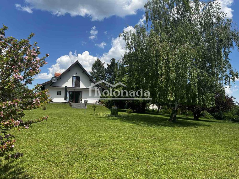 Oaza mira u Popoviću, kuća i 68 ari placa sa pogledom na Kosmaj, Sopot ID#6026
210.000 €