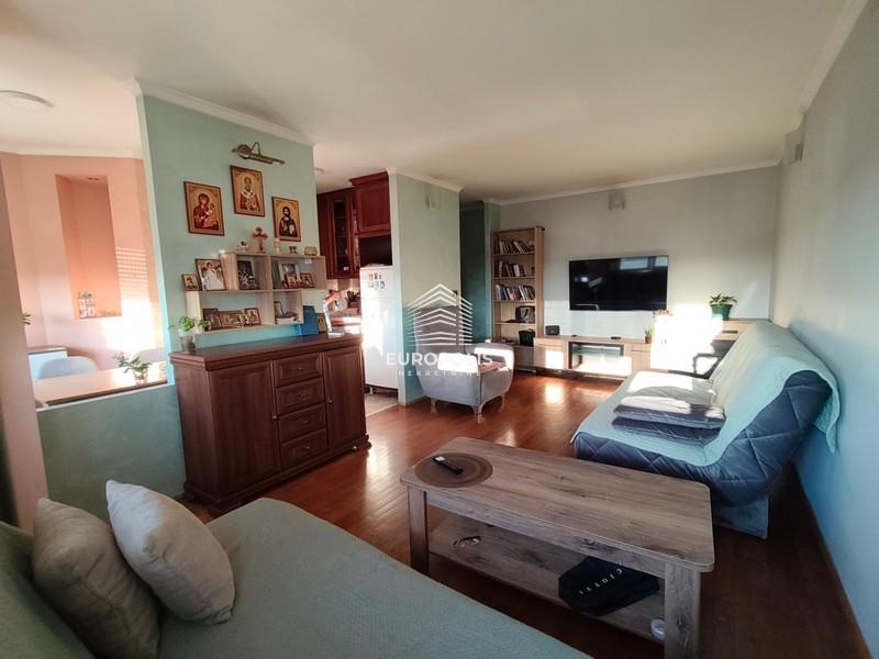 Porodičan, uknjižen 66m2 - Miljakovac ID#9833
216.000 €