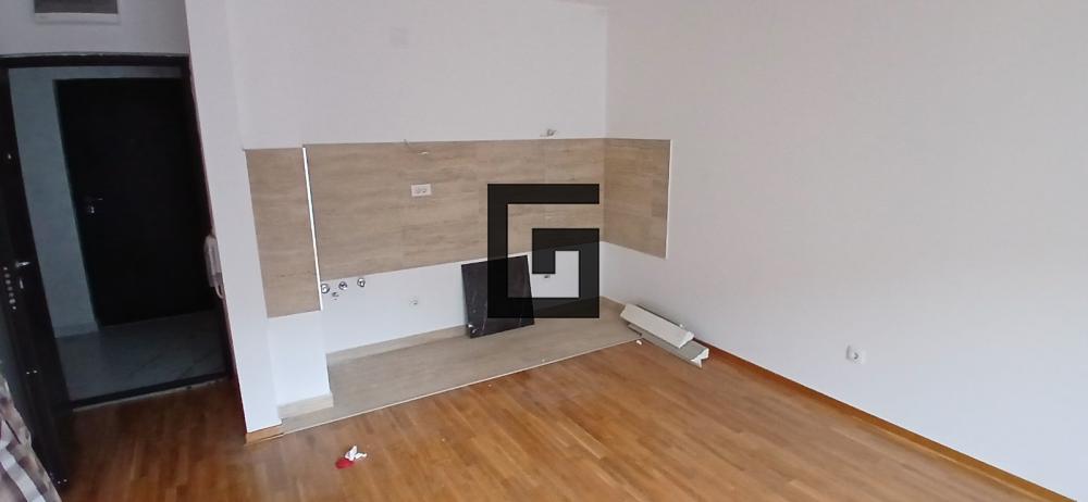 Stan 55 m² na Karaburmi ID#2785
165.000 €