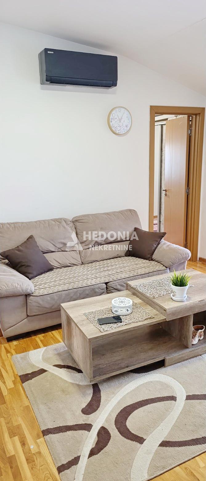 Mirijevo, noviji, 2.5, opremljen, parking mesto ID#10593
137.000 €