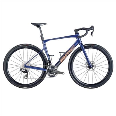 2026 BMC Roadmachine 01 ONE Carbon Endurance Road