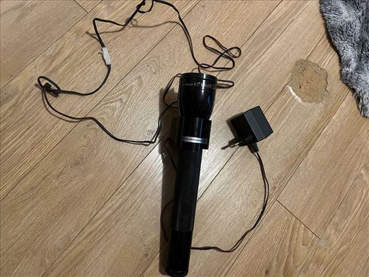 Lampa mag-lite sa punjacem