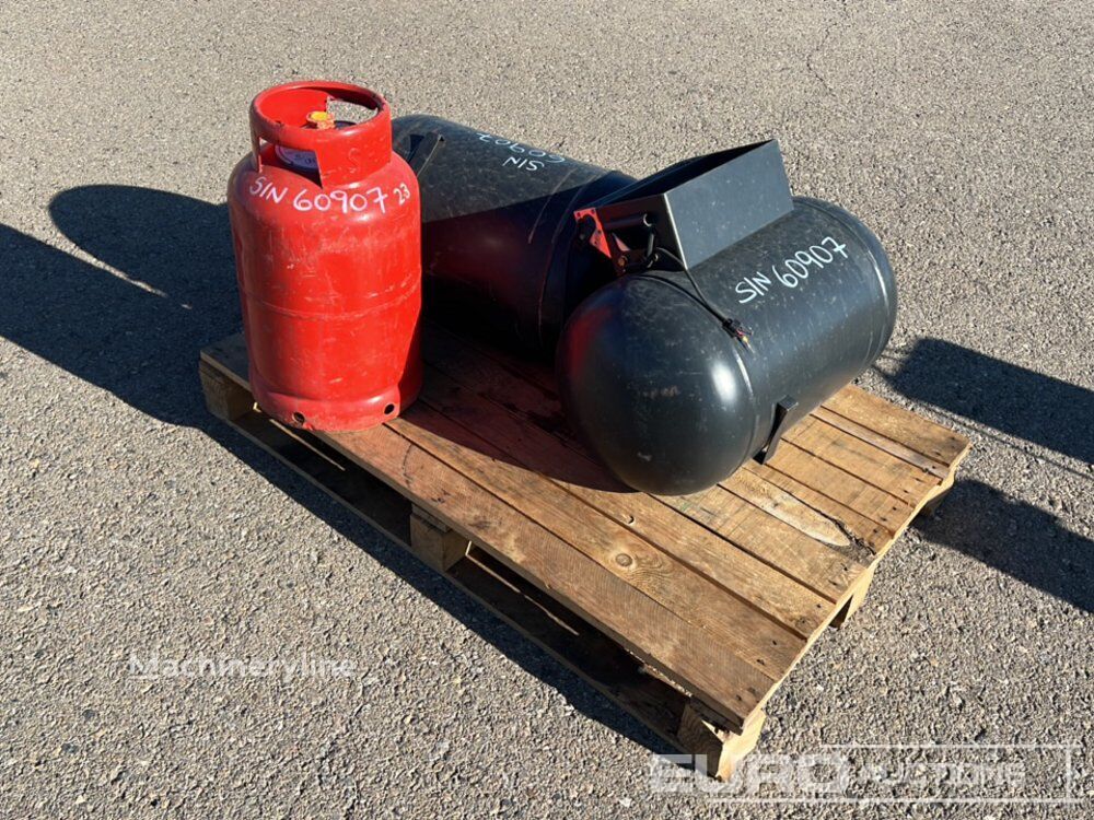 Prodaje se Gas Tank, Propane Tank / Botella Propano (2 of) za viljuškara na aukciji