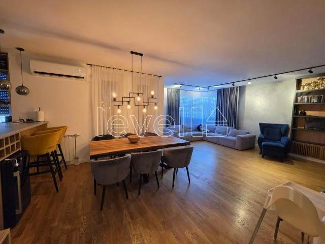 NOVI SAD - TELEP - 132.00 m2