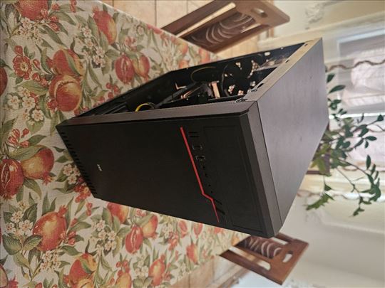 Gaming PC odličan odnos cene i performansi