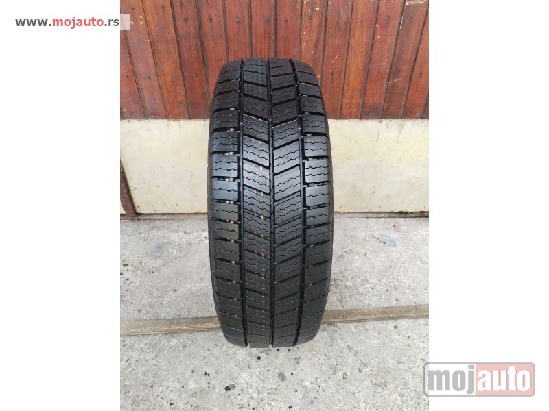 3743. Guma CONTINENTAL 16 C, ZIMSKA 205/65, Šara 10,1 mm. DOT 3125