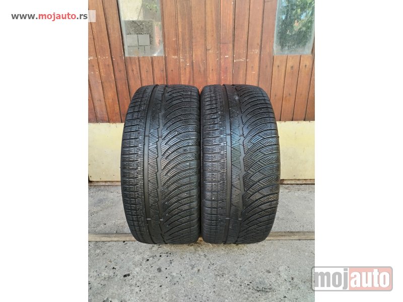 3725. Gume MICHELIN 19-ice, ZIMSKE 245/40, Šara 6,3 mm