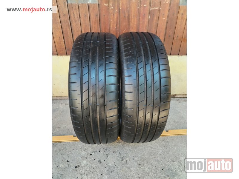 3716. Gume GOODYEAR 17-ice, LETNJE 205/55, Šara 5,6 mm