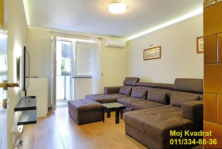Stari grad, Botanička bašta - Šantićeva, 65m2