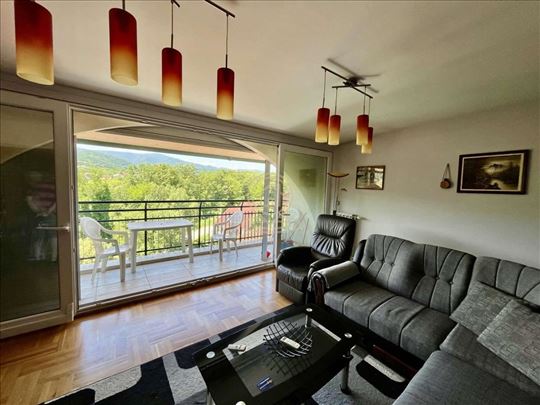 Dvosoban stan 62 m², 5. sprat, Širi centar, Vrnjač