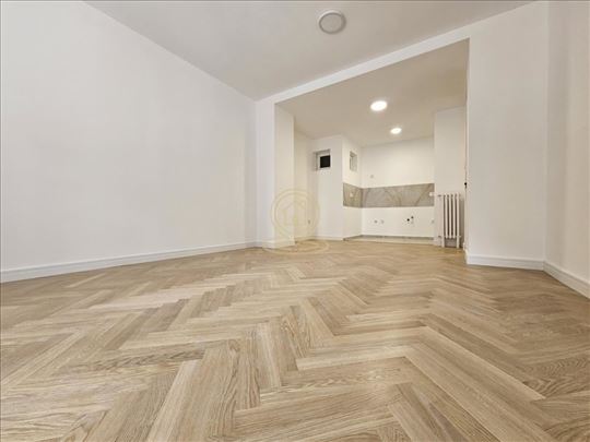 Prodaja Stanova Novi Sad – Luksuzno Renovirani Sta
