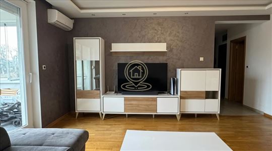 Trosoban stan 69 m2, Nova Detelinara, Novi Sad – N