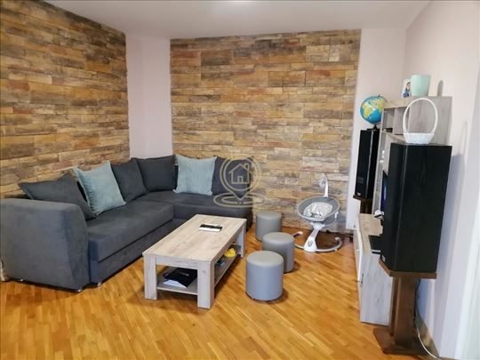 Prodaja stanova u Novom Sadu - fantastičan trosoba