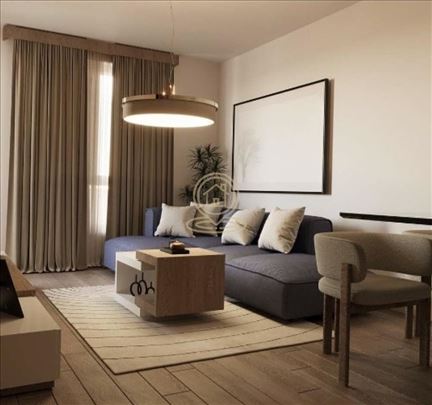 Trosoban stan 56 m², Pantelej, Somborska, 1. sprat