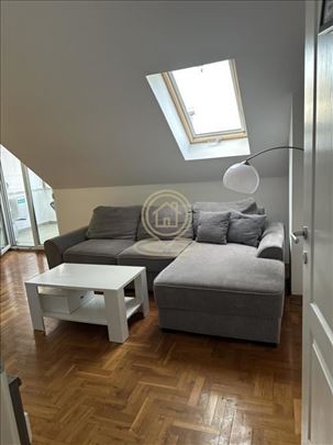 Prodaja stana Novi Sad, Sajmište, 43m2 + galerija