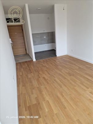 Na prodaju dvoiposoban stan - Novo Naselje 55m2
