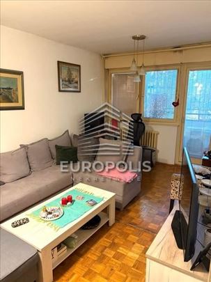 Trosoban stan sa velikim potencijalom ID#9842