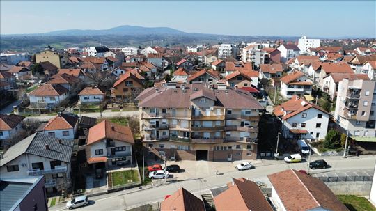 Stan na prodaju 93m2 Mladenovac Tozino Voće