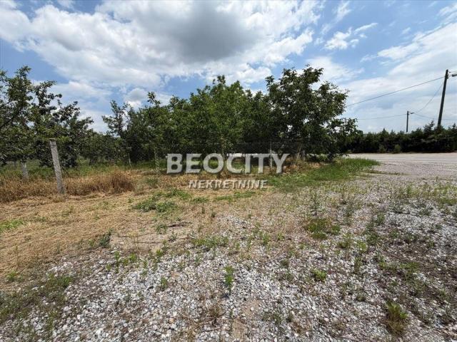 Novi Sad, Kać, Novosadska, 7a, 78000EUR